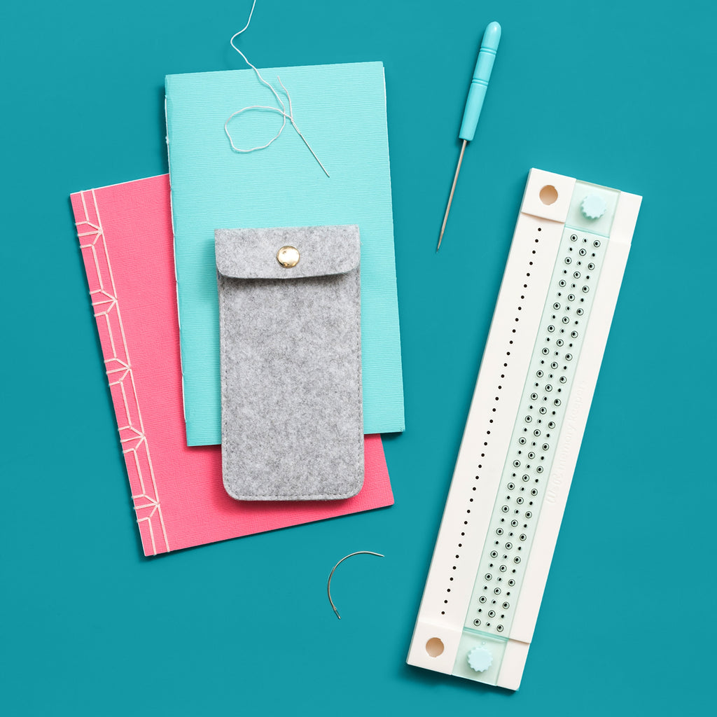 We R Makers Journal Book Binding Punch Guide Set – American Crafts