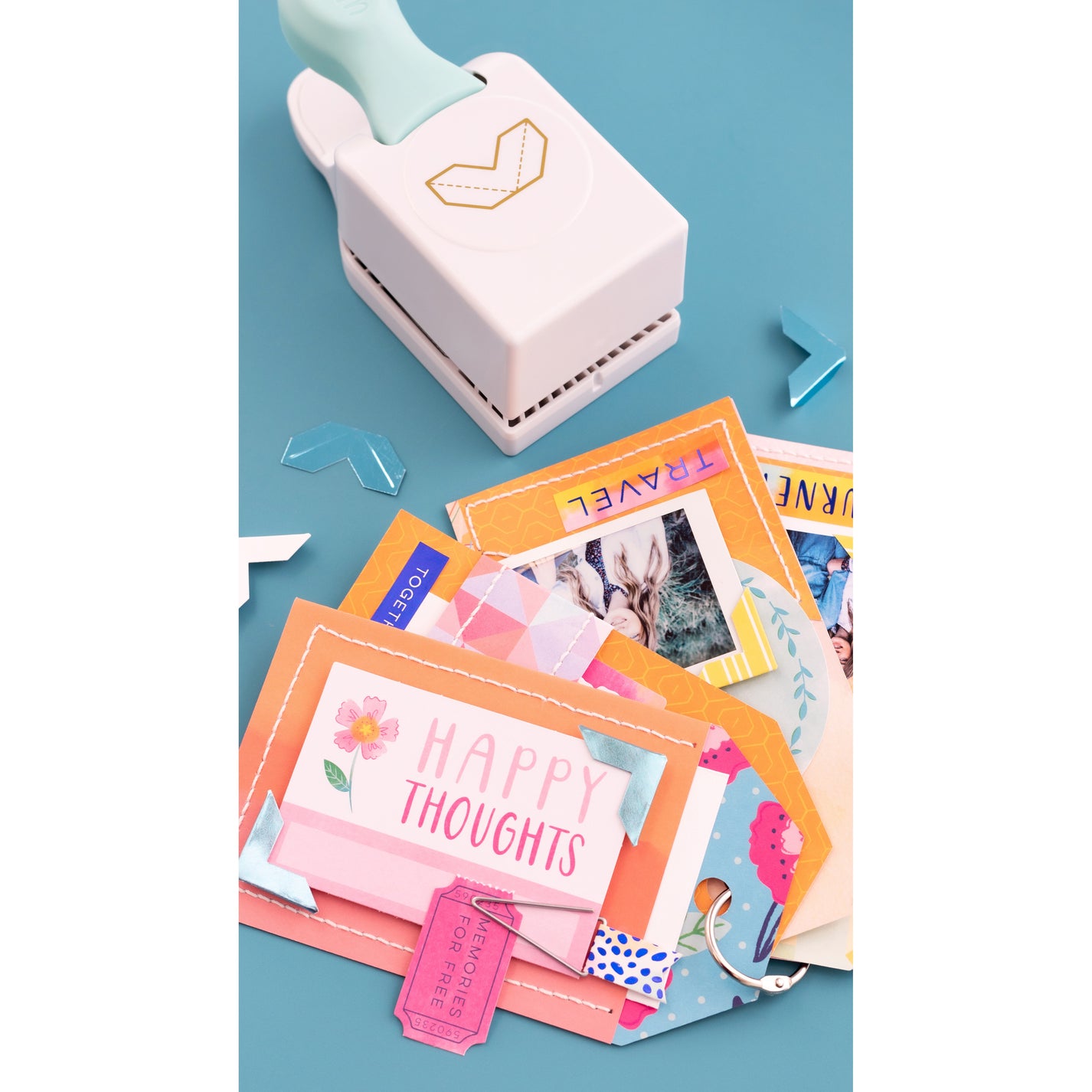 We R Makers 1" Photo Corners Embossing Punch – American Crafts