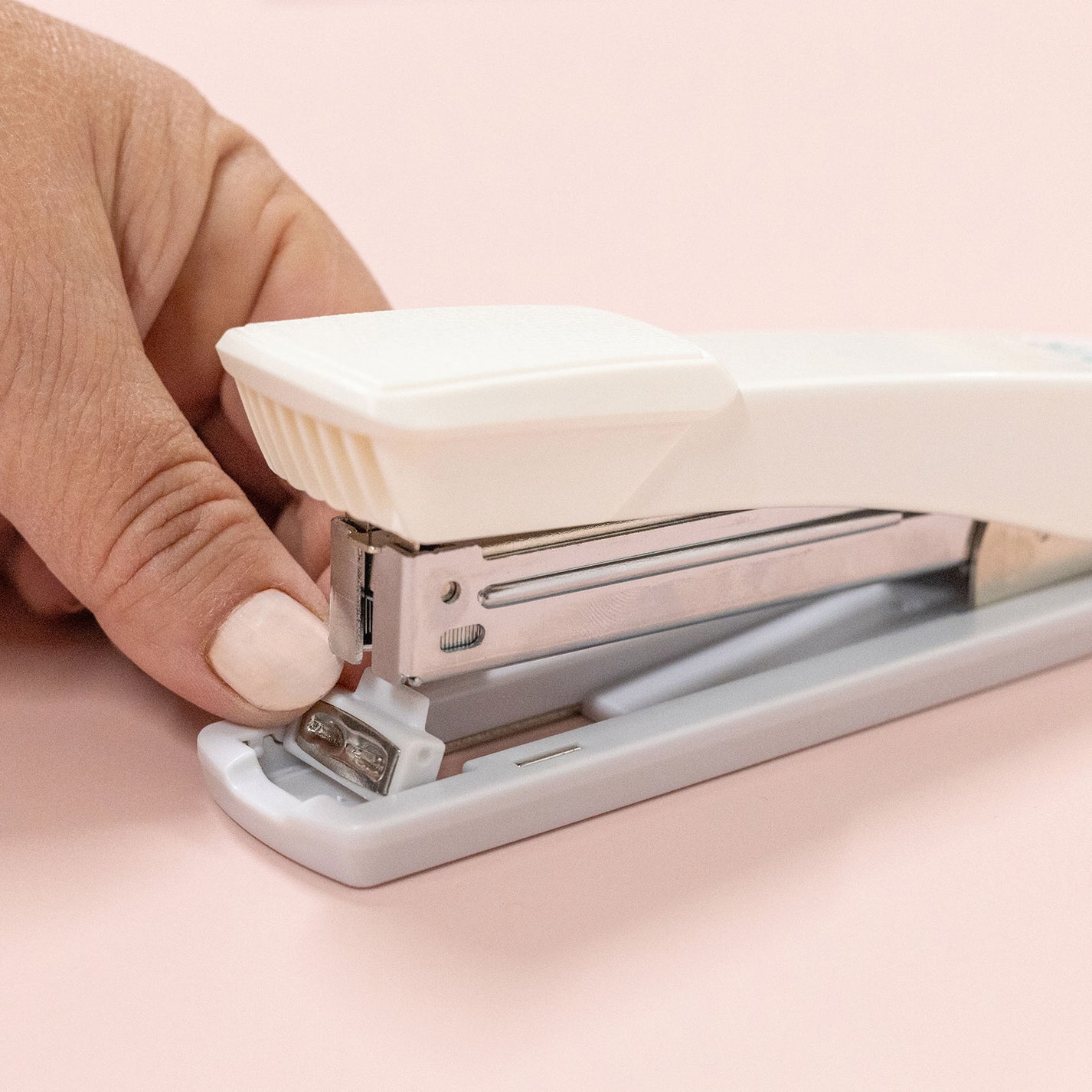 We R Makers Cinch Stapler – American Crafts